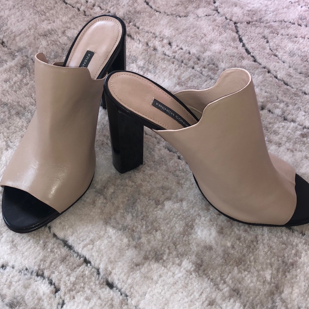 French Connection Tan And Black Heel Mules - Gem